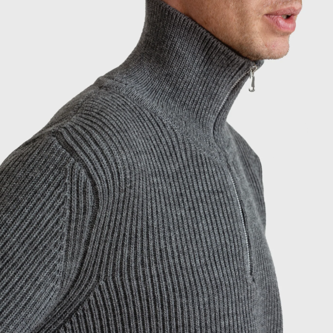 Les meilleurs pulls col roulé pour homme (pour l'hiver 2025) - Le Blog ...